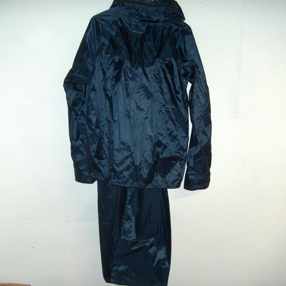 McCordick | Jackets & Coats | Rain Suit Measures 47 Chest 2838 Waist 28 ...